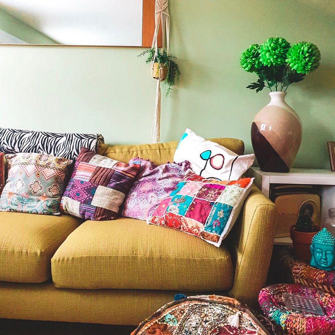 How to mix and match sofas and chairs | The Oak Furnitureland Blog