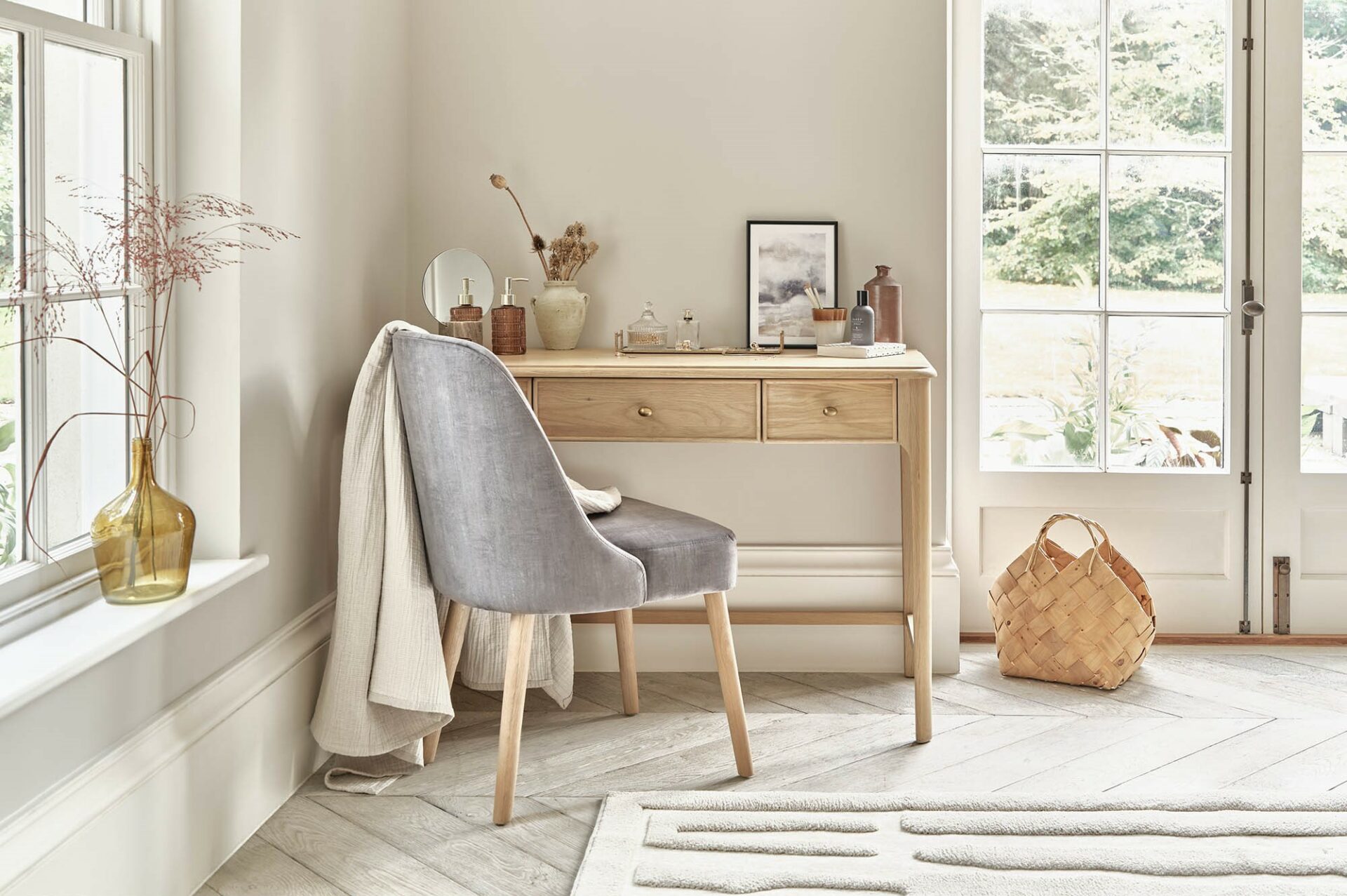 How to style oak furniture | The Oak Furnitureland Blog
