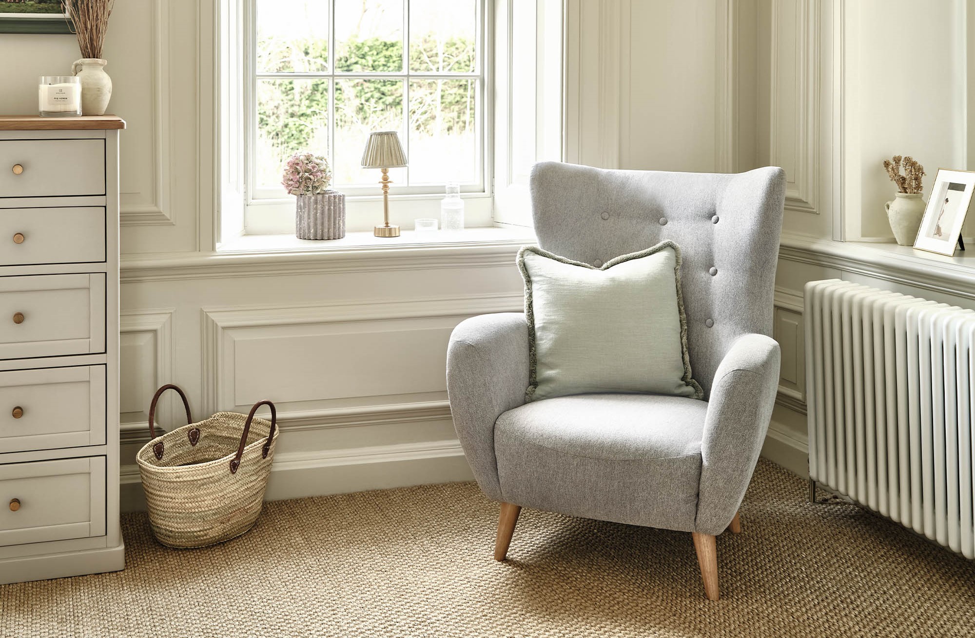 How to choose an accent chair | The Oak Furnitureland Blog