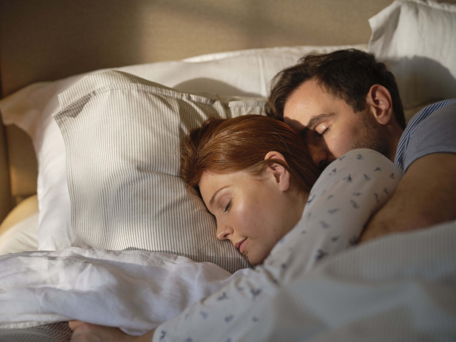 Expert tips on buying a mattress | The Oak Furnitureland Blog