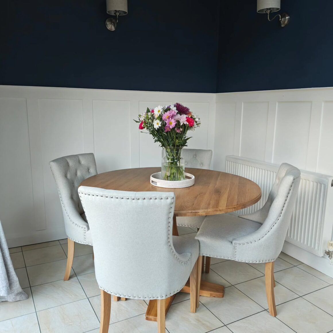 Create conversational dining seating | The Oak Furnitureland Blog