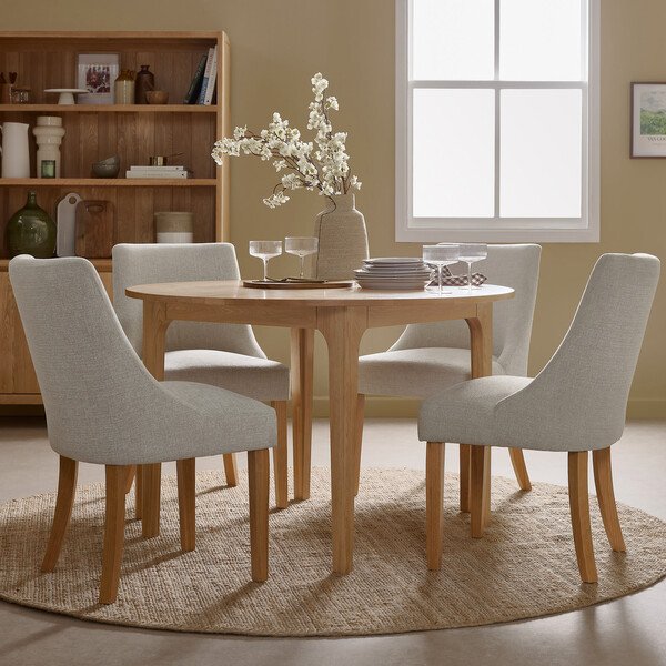 Durham Natural Oak Round Dining Table| Oak Furnitureland