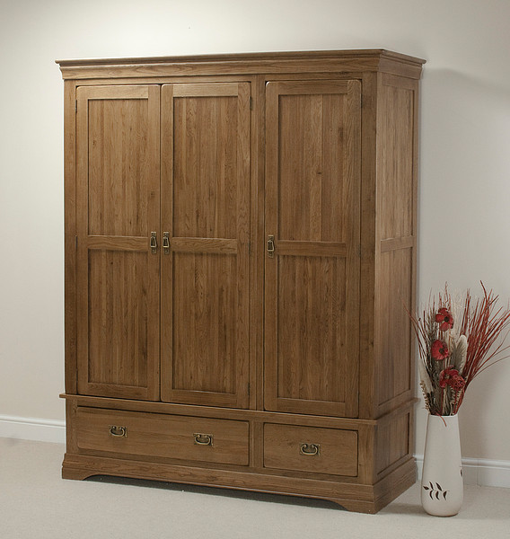 French Farmhouse Rustic Solid Oak Triple Wardrobe | Zoombridge